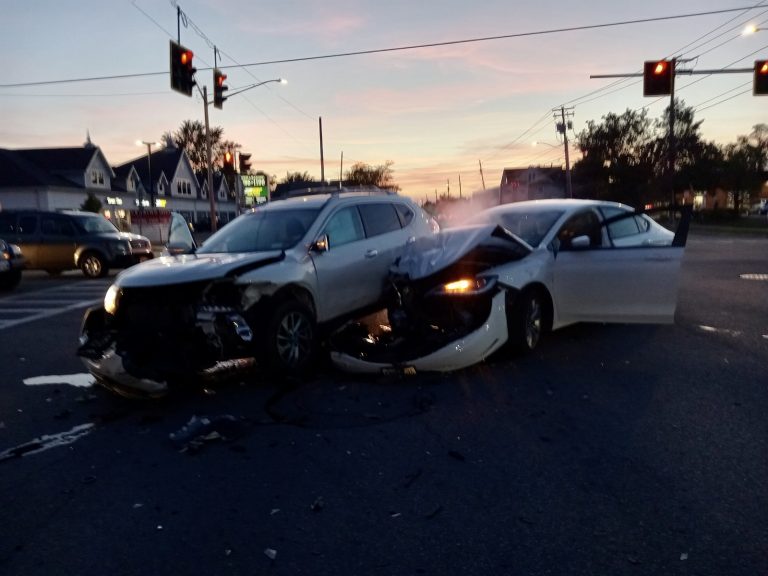 Head on Collision at 40mph - 4x4 North America